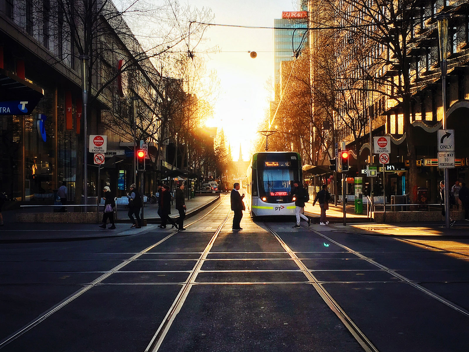 Bourke street sunrise - Glenn McComb: front end developer and designer